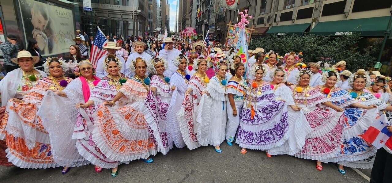Competition Page | Panamanian folklor group | Maritza Cornejo | The ...